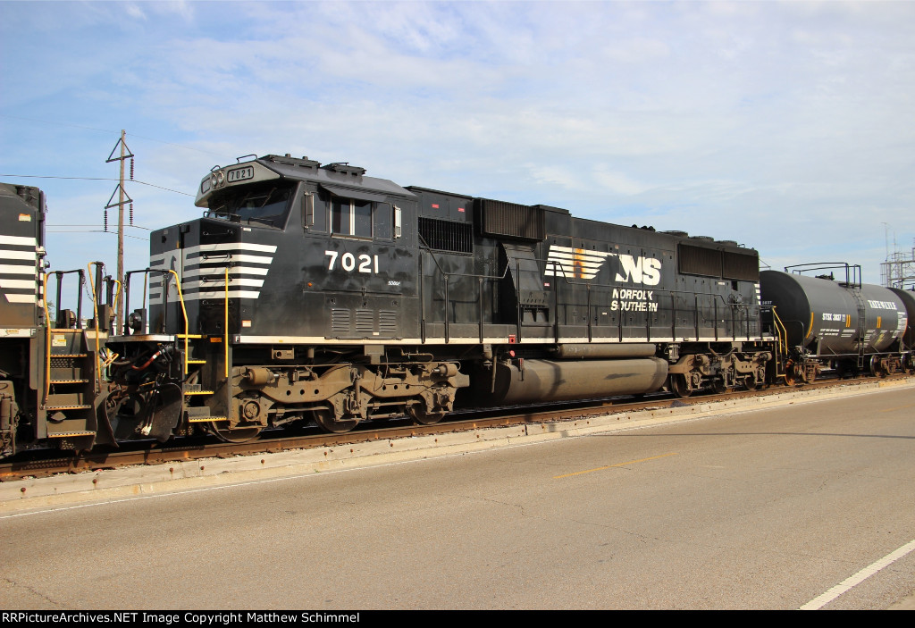 NS 7021